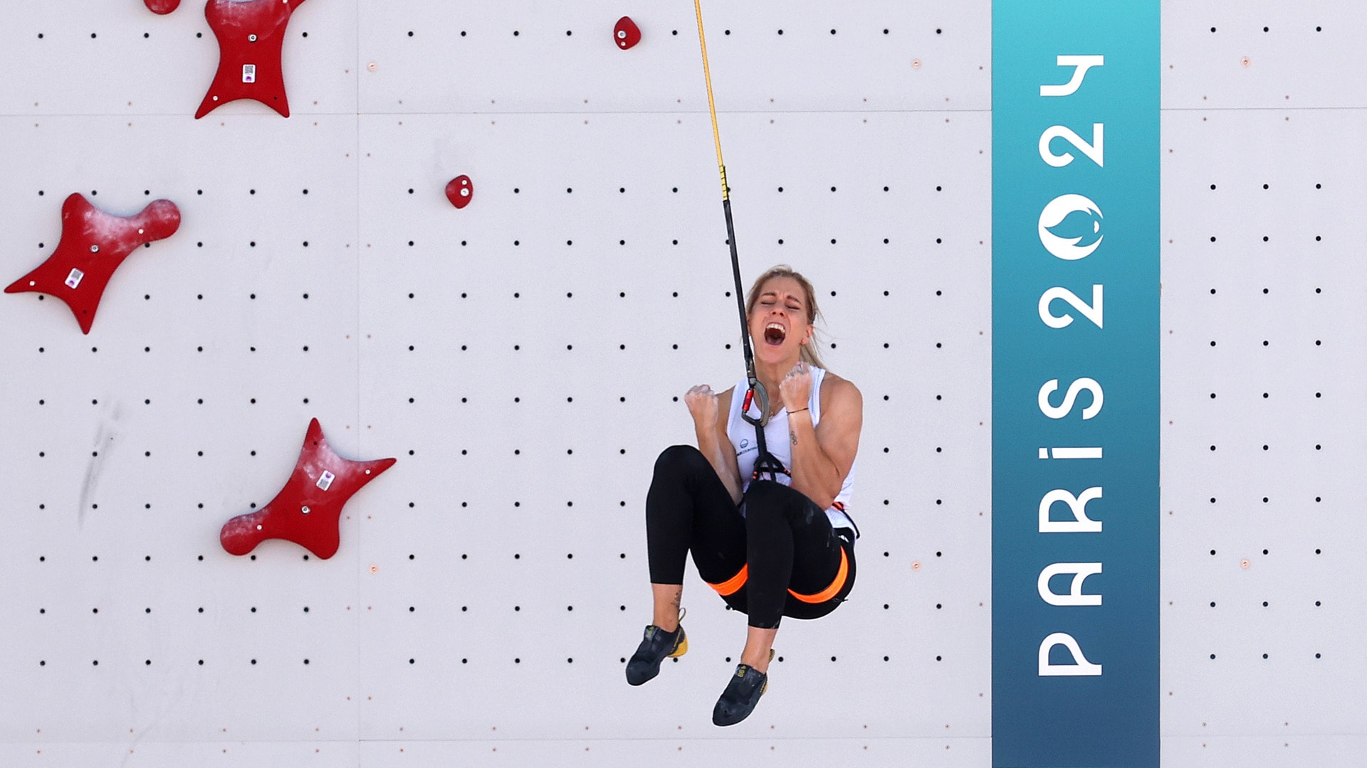 Poland's Miroslaw breaks world record, nears 6-second barrier in women ...