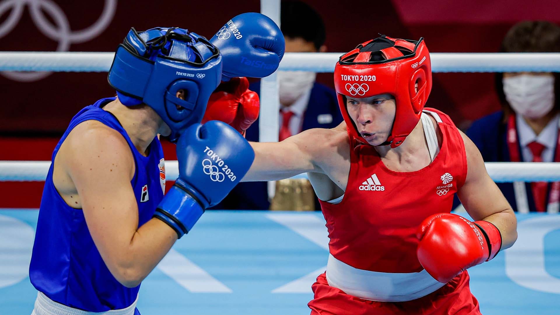 Lauren Price beats Li Qian to win women's middleweight gold | NBC Olympics