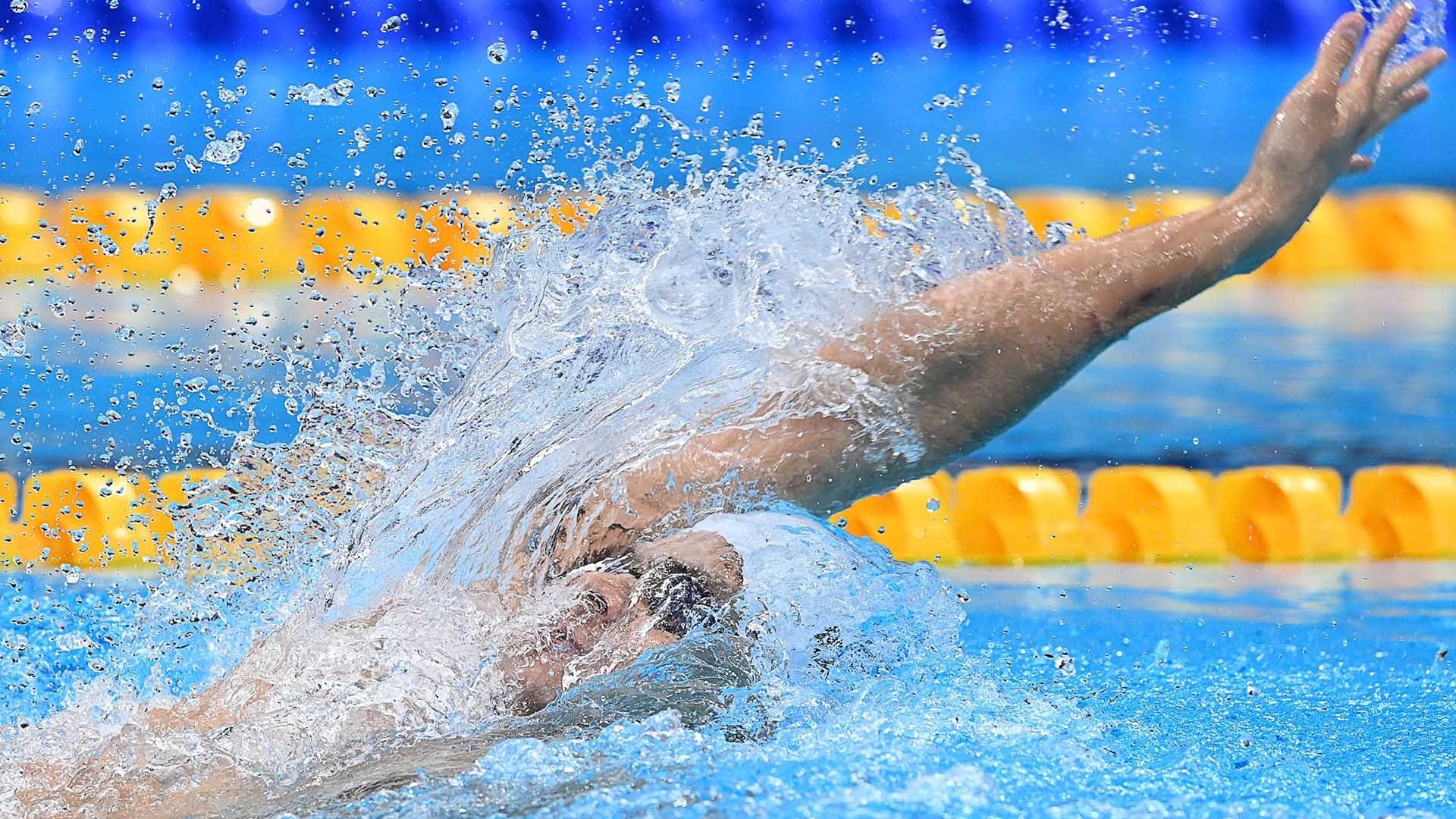 Tokyo: ROC's Rylov beats Ryan Murphy for 200 backstroke gold | NBC Olympics