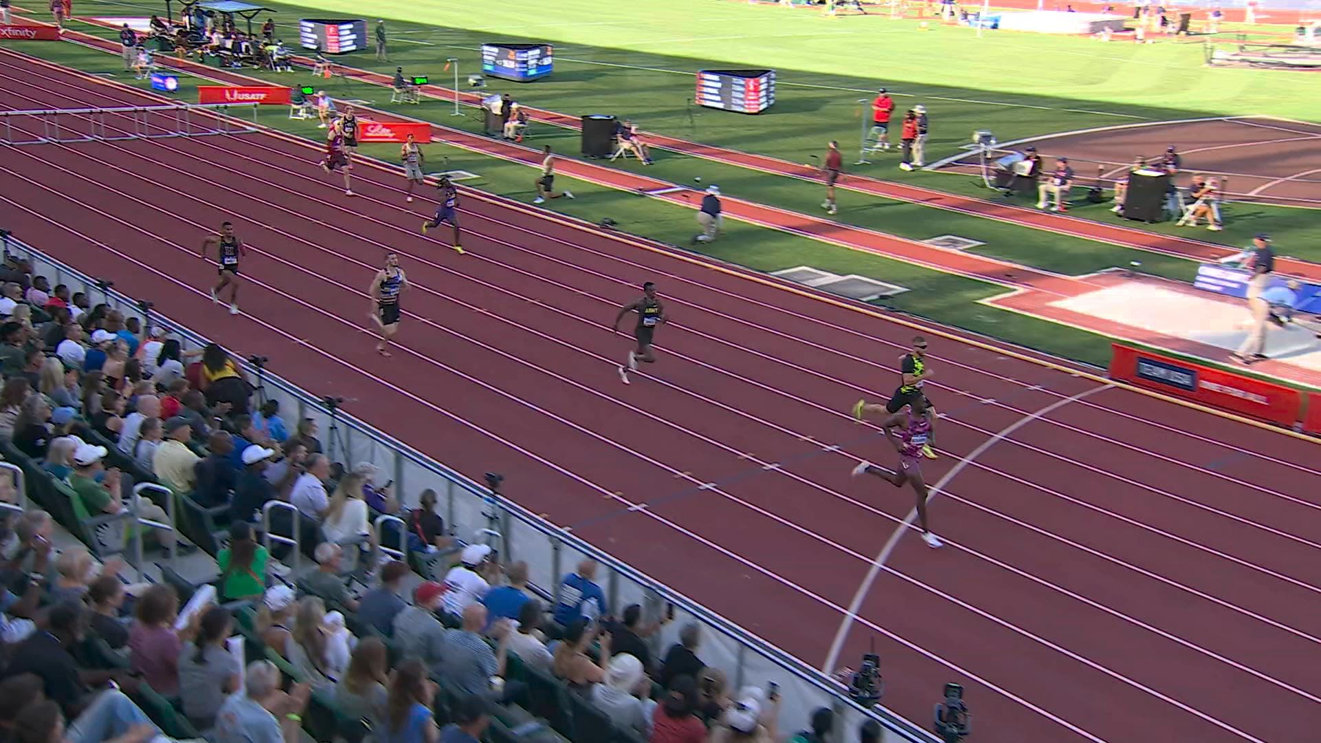 Rai Benjamin again in a class of his own in 400m hurdles | NBC Olympics