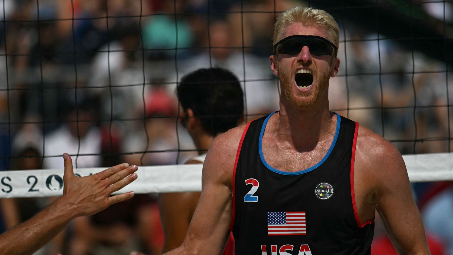 Chase Budinger shows off his NBA hops at the volleyball net | NBC Olympics