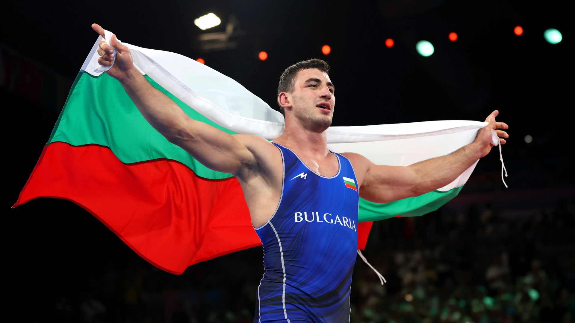 Novikov wins 87kg Greco-Roman wrestling gold for Bulgaria | NBC Olympics