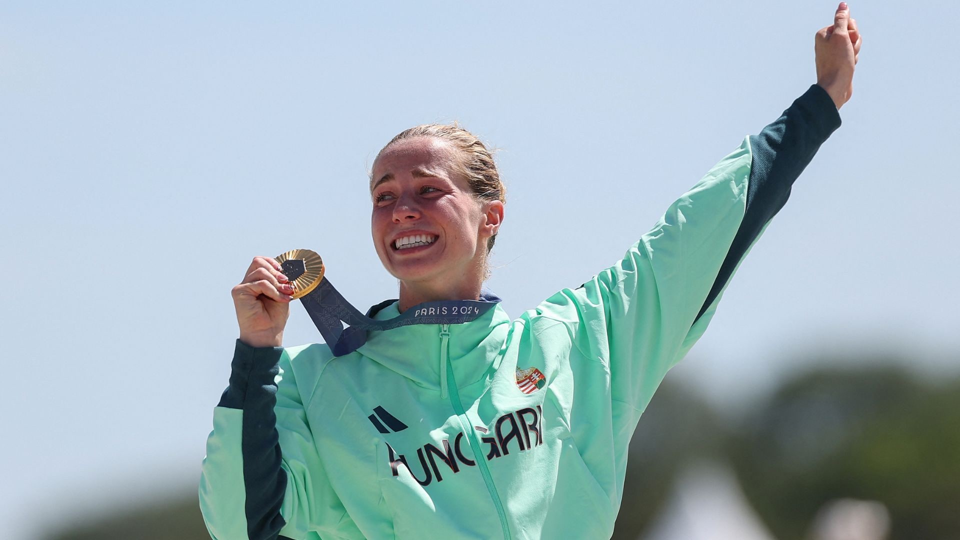 Michelle Gulyas wins gold with impressive laser run finish | NBC Olympics