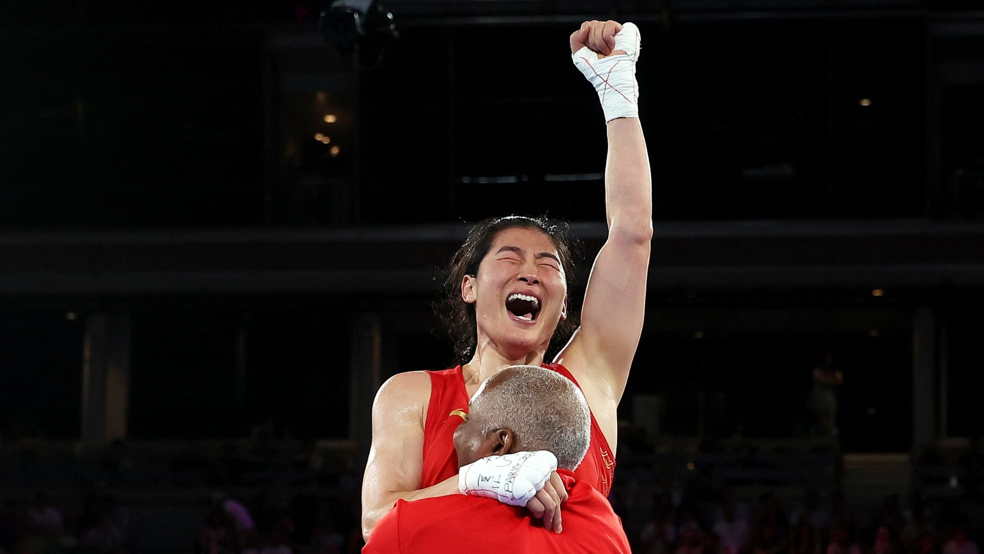 China's Li Qian wins middleweight boxing gold at Paris Games | NBC Olympics