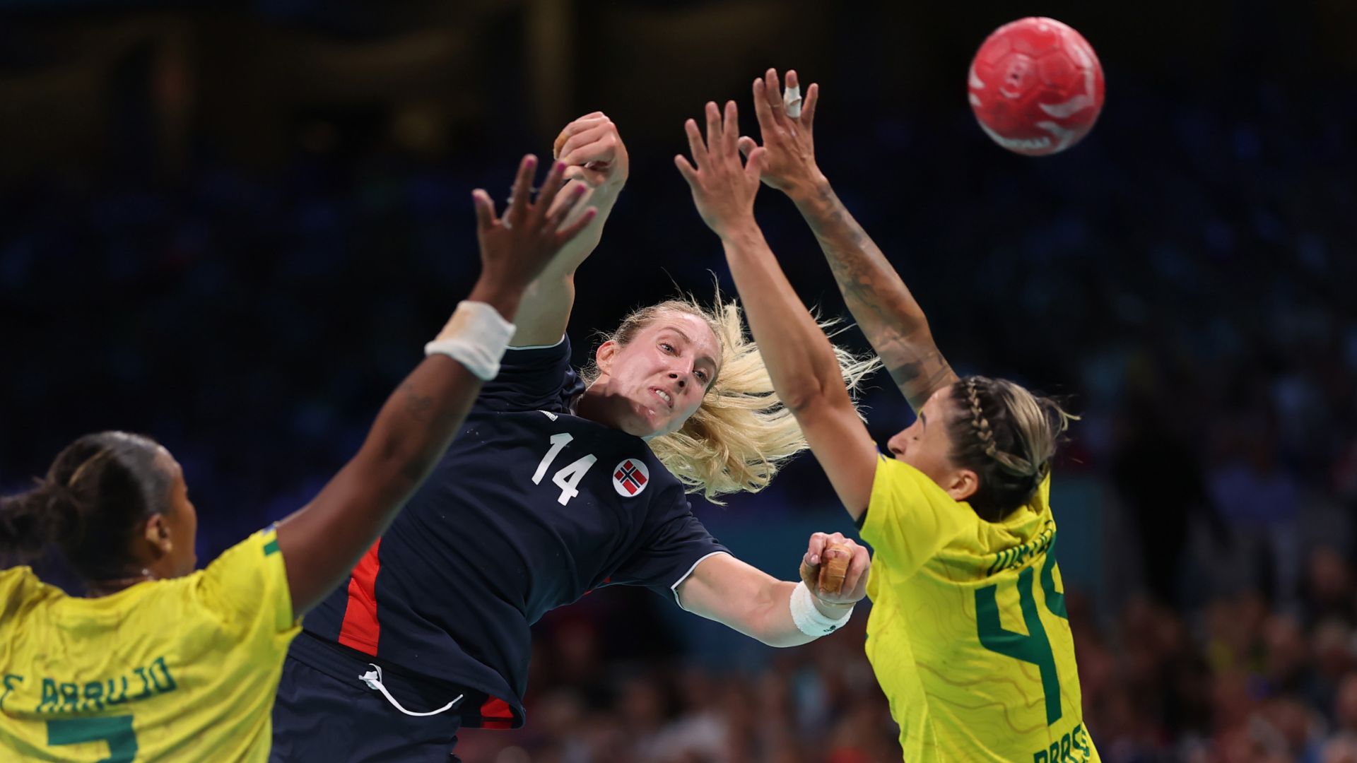 Norway cruises into handball semifinals, beats Brazil 32-15 | NBC Olympics