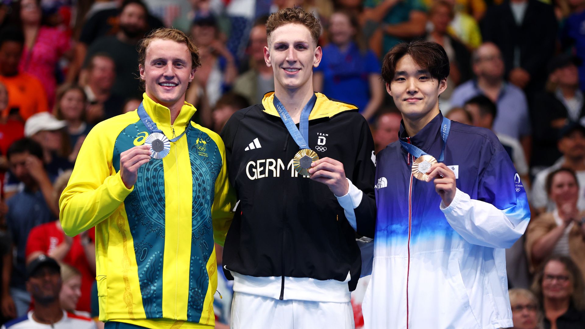 Martens nearly breaks 15-year-old WR in men's 400m freestyle | NBC Olympics