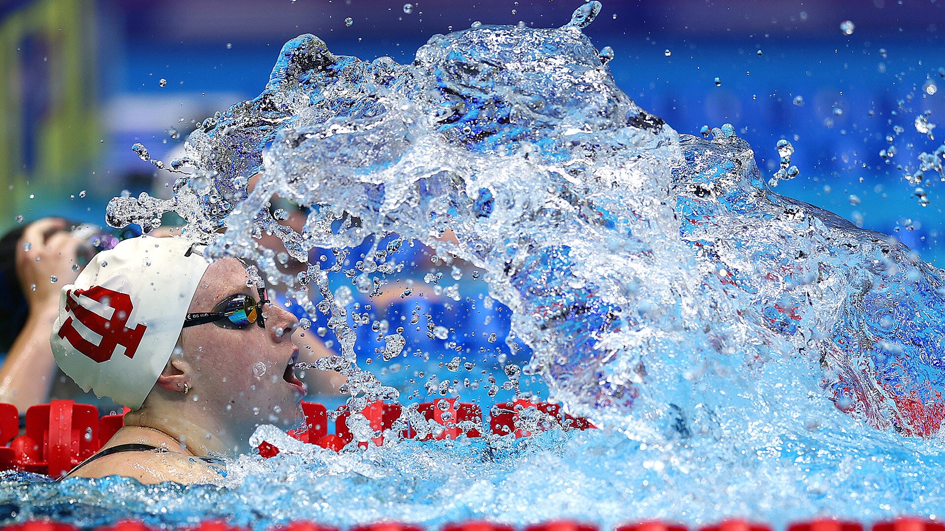 Trials: Indy goes wild as Lilly King wins 100m breaststroke | NBC Olympics