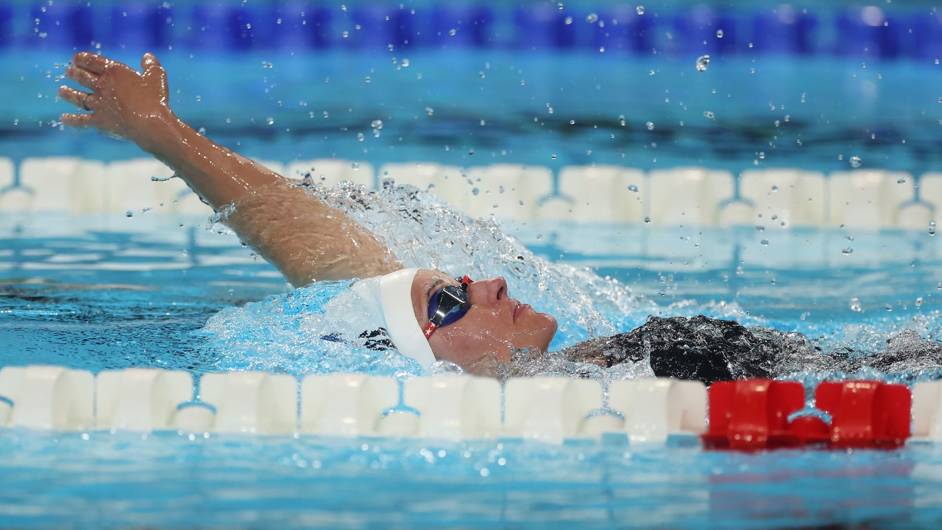 American Ellie Marks wins silver in 100m backstroke S6 | NBC Olympics