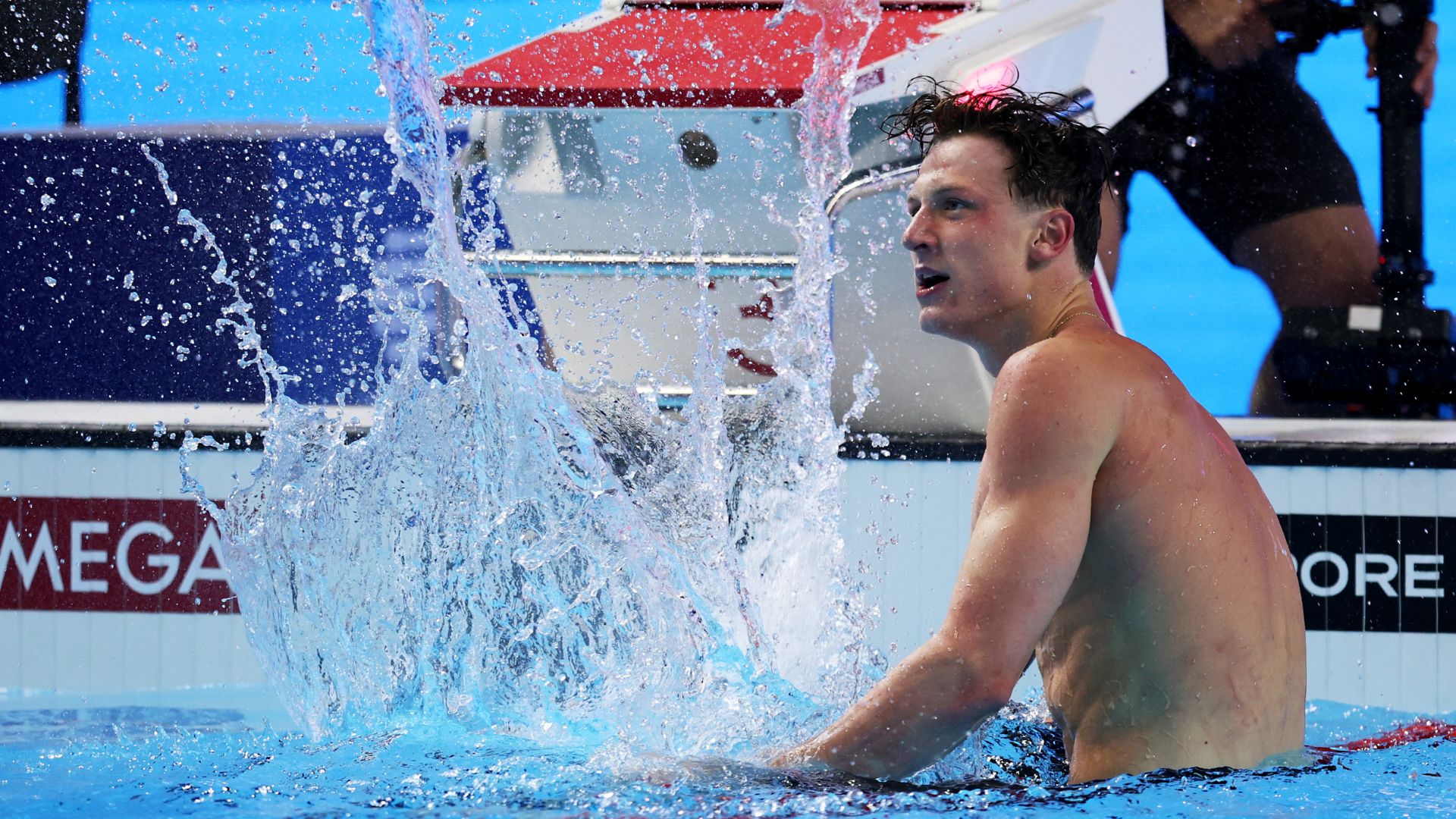 Coetze wins 100m backstroke for first world title | NBC Olympics