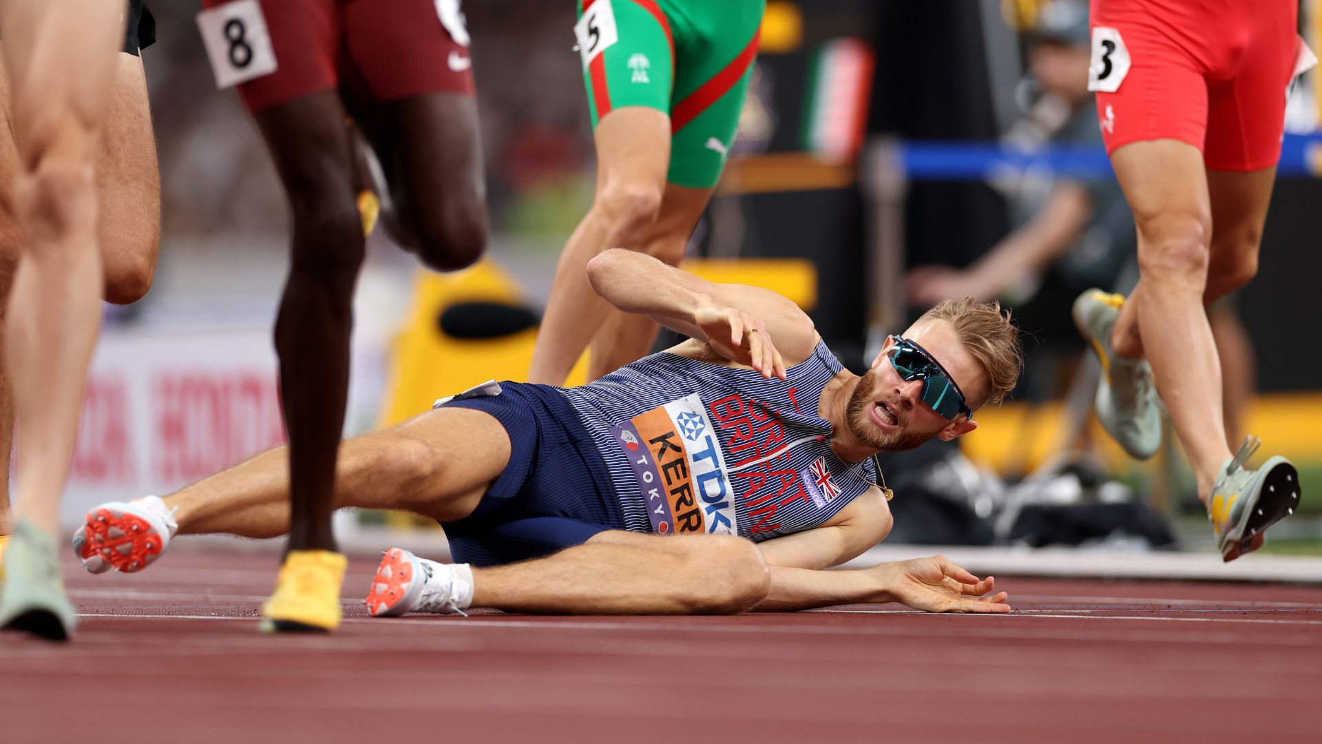 Kerr moves on to 1500m final, endures finish fall | NBC Olympics