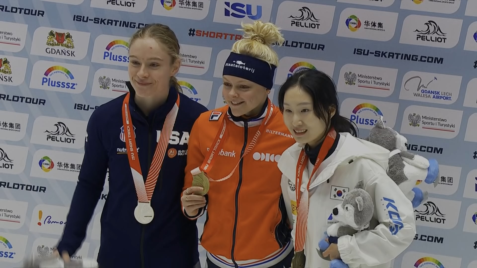 Stoddard battles for 500m silver at Calgary World Cup | NBC Olympics