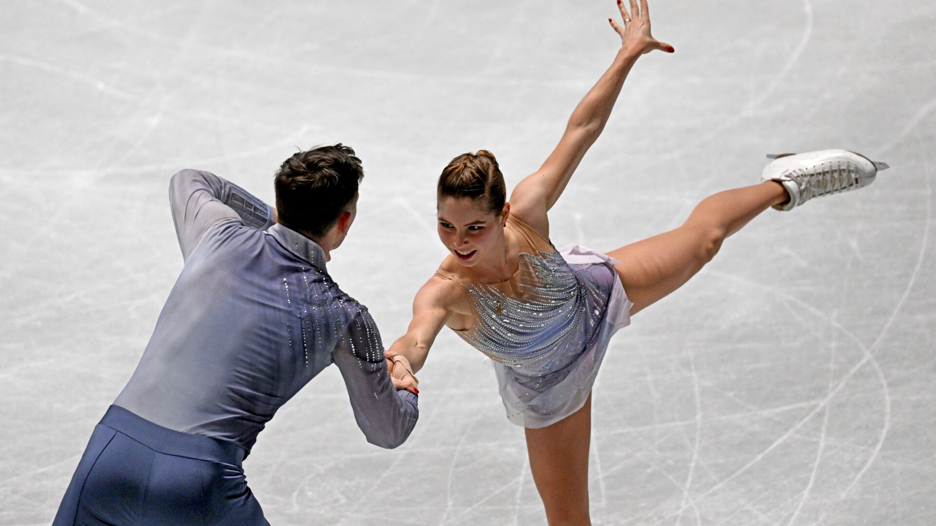 2021 NHK Trophy: Mishina, Galliamov win pairs gold | NBC Olympics